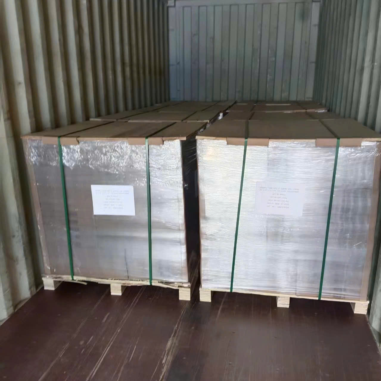 Silicone coated paper in container - GUDI
